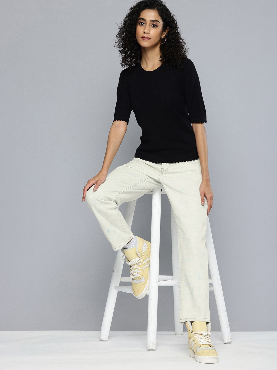 Women's 501 Off White Straight Fit High Rise Jeans – Levis India Store