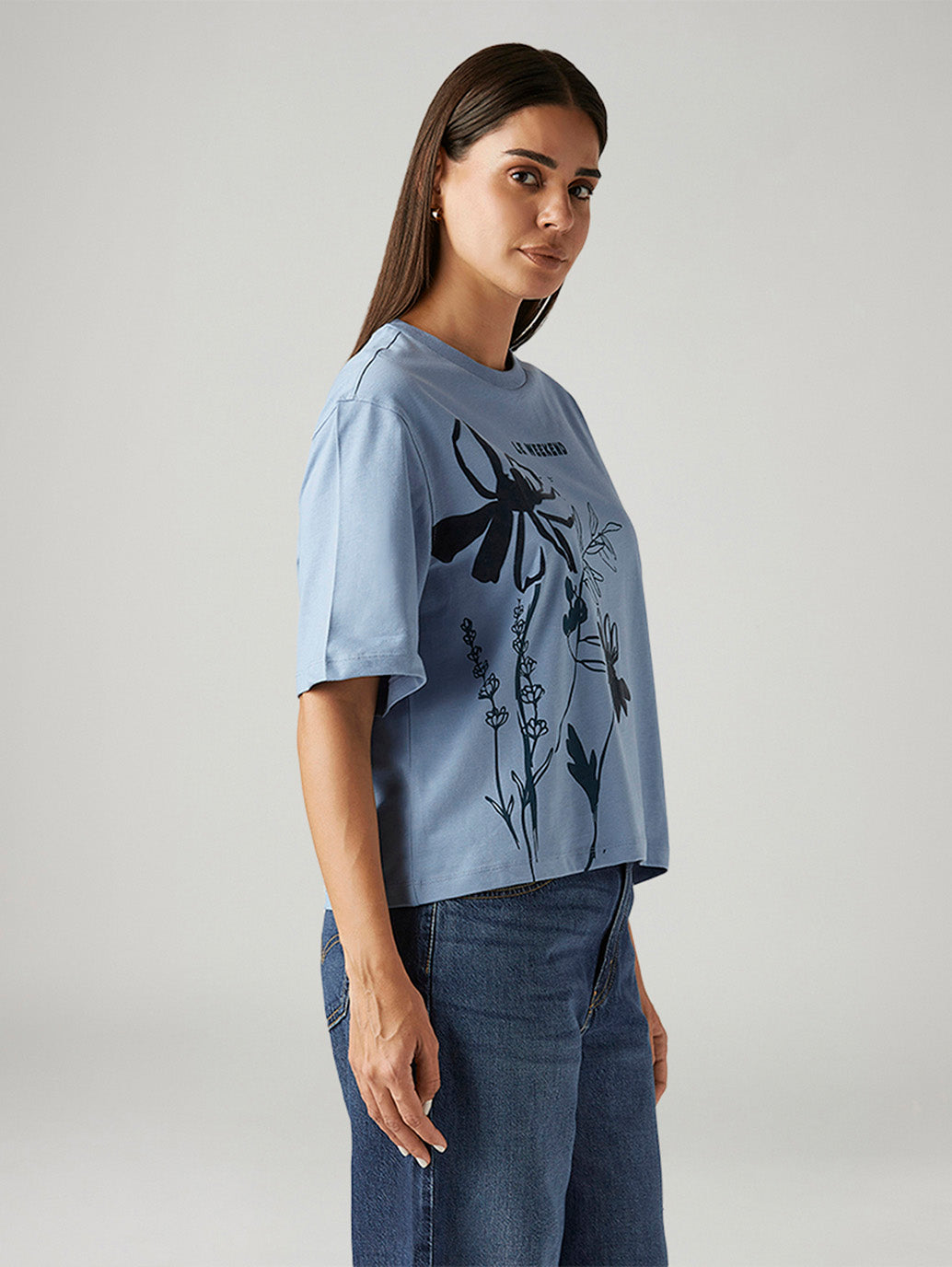 Women's Floral Light Blue Relaxed Fit T-shirt – Levis India Store